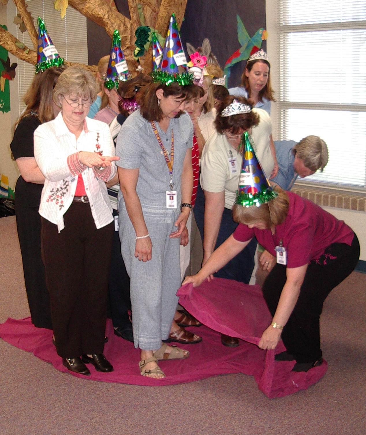 9 Different Staff Team Building and Problem Solving Activities | Lead ...